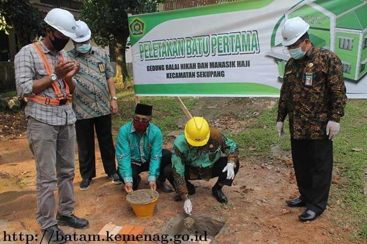 Kakanwil Lakukan Peletakan Batu Pertama Pembangunan Gedung Balai Nikah ...